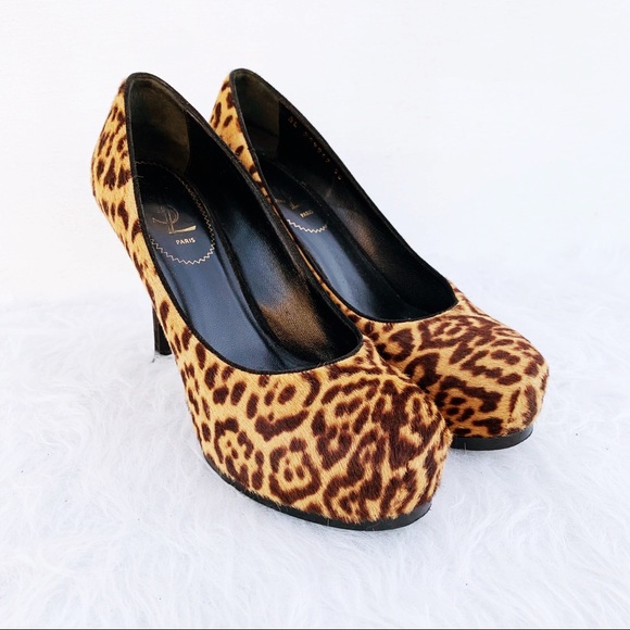 Yves Saint Laurent | Shoes | Yves Saint Laurent Tribtoo Leopard ...